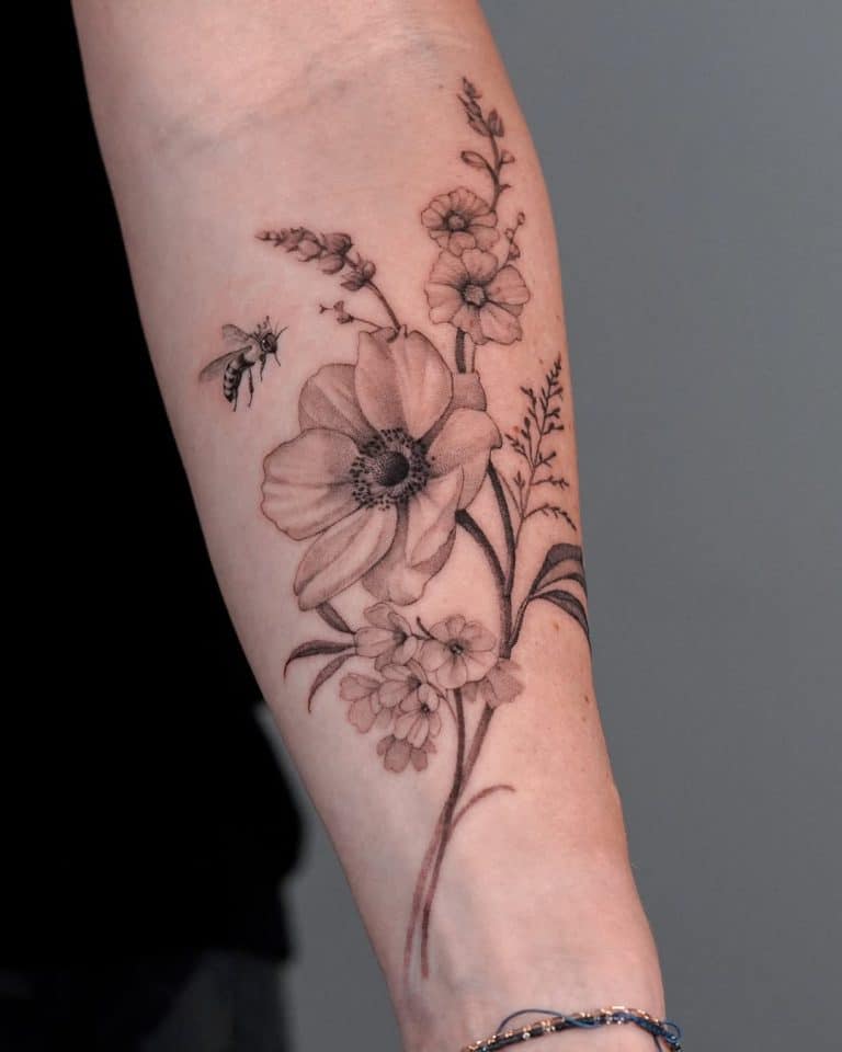 Bee Tattoo Meaning: Complete Guide with lots of Tattoos